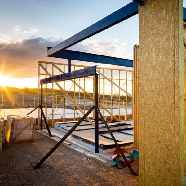 iHover – شركة مهد الأعمال المحدودة